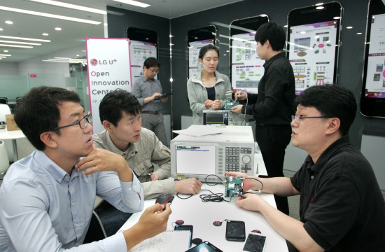LG유플러스, M2M 분야 中企 상생협력 가속화 - 아시아투데이