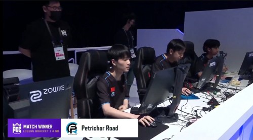 [PGC] 제공권 장악한 PeRo, 수적열세 극복하고 ‘치킨’ - 아시아투데이