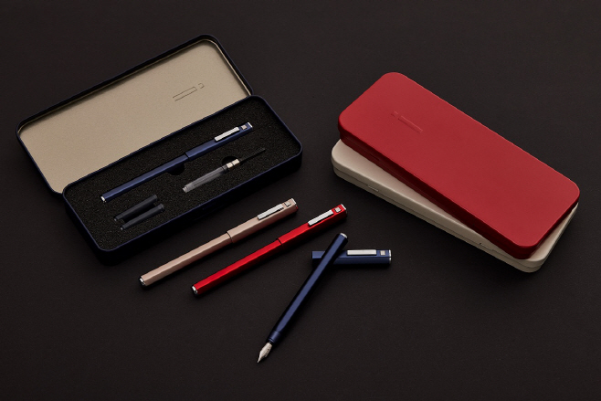 모나미, ‘153 ID 만년필’ 출시 - 아시아투데이