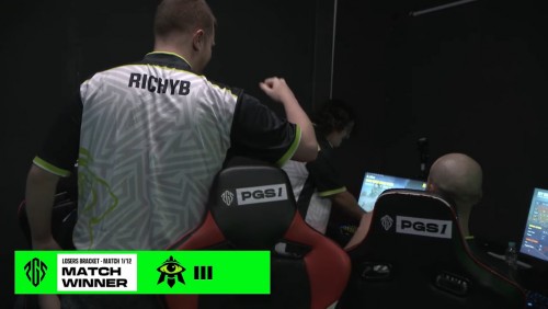 [PGS 1] 서드 아이, 1매치 치킨으로 GF ‘청신호’ - 아시아투데이