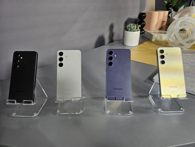 [갤럭시 언팩] 사진에 찍힌 그림자·빛번짐 지우고 싶었는데…갤S24, 가능하네? - 아시아투데이